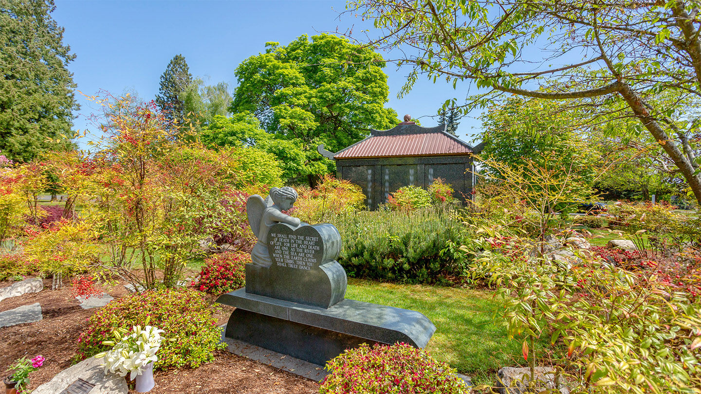 Products & Services - Evergreen Washelli Funeral Home & Cemetery