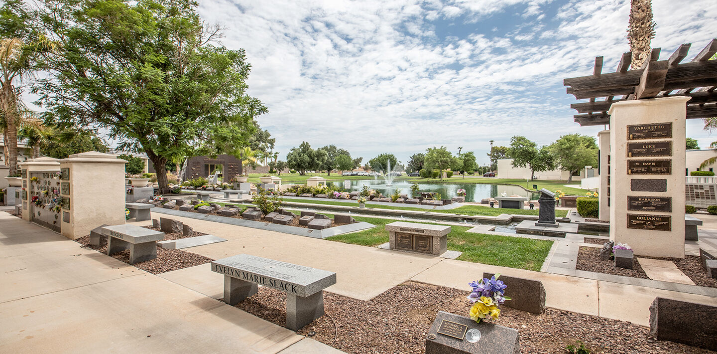 Cemetery - Sunland Memorial Park & Mortuary
