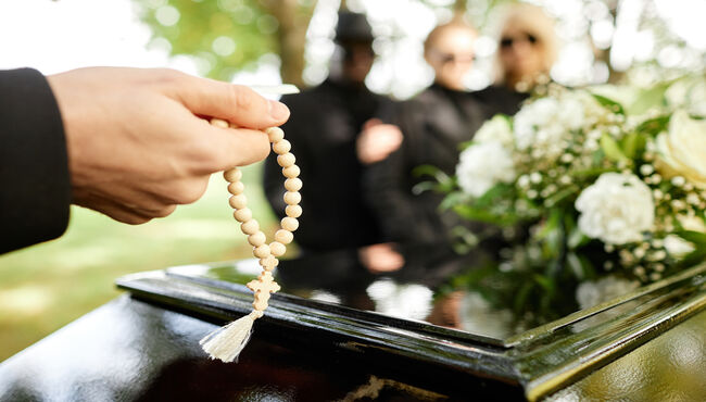 Common Christian Burial Practices | Funeral Traditions
